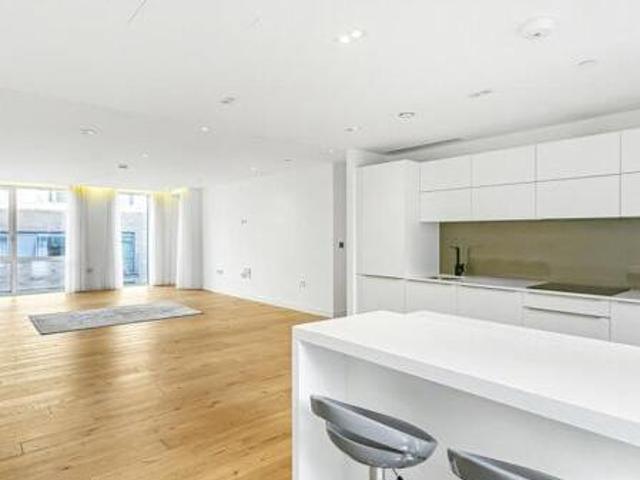 3 Bedroom Apartment For Rent In London