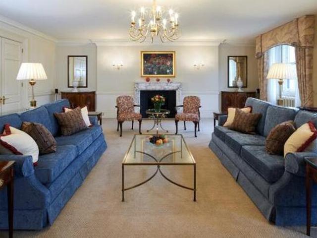3 Bedroom Apartment For Rent In London