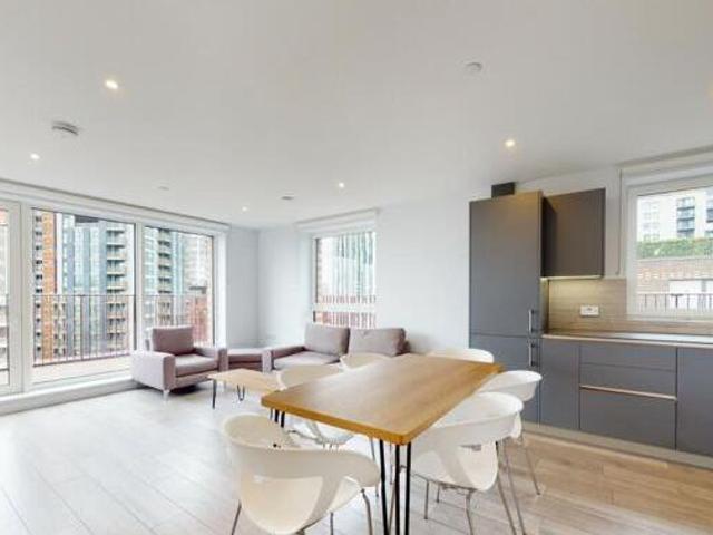3 Bedroom Apartment For Rent In London