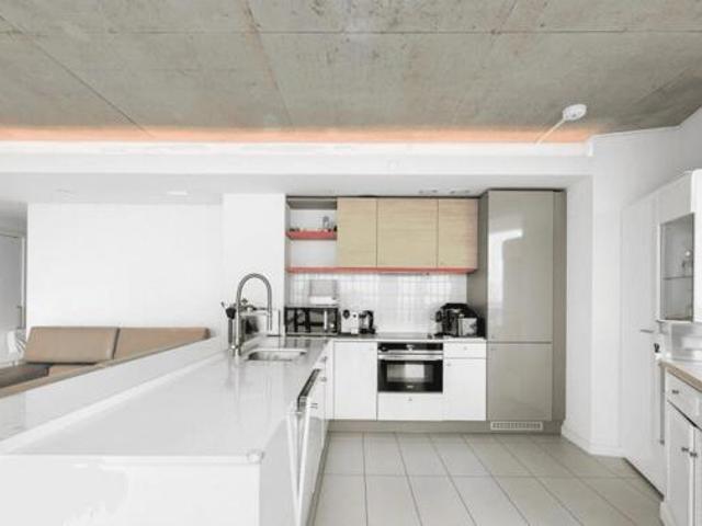 3 Bedroom Apartment For Rent In London