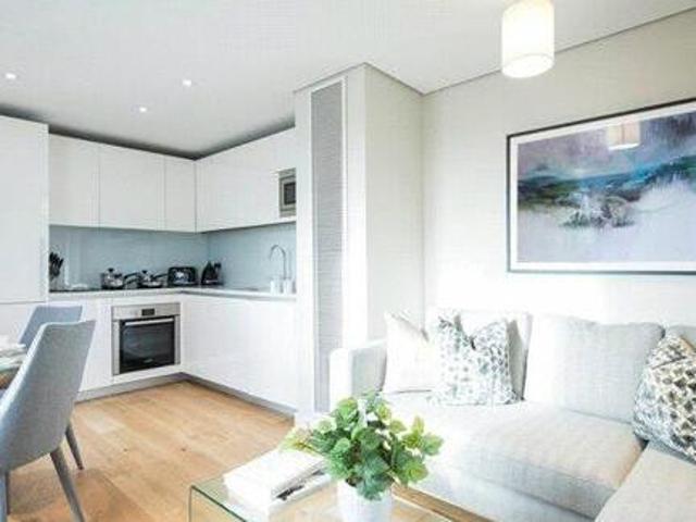 3 Bedroom Apartment For Rent In London