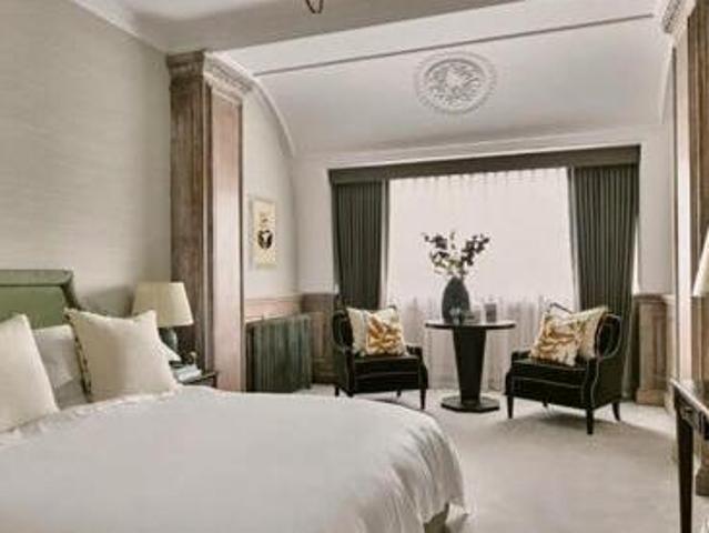 3 Bedroom Apartment For Rent In London