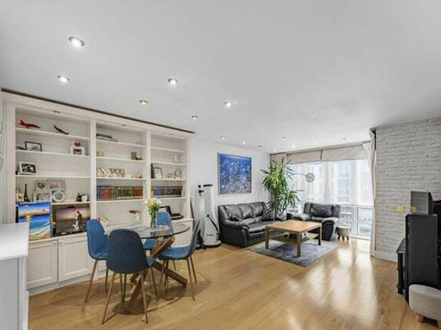 3 Bedroom Apartment For Rent In London