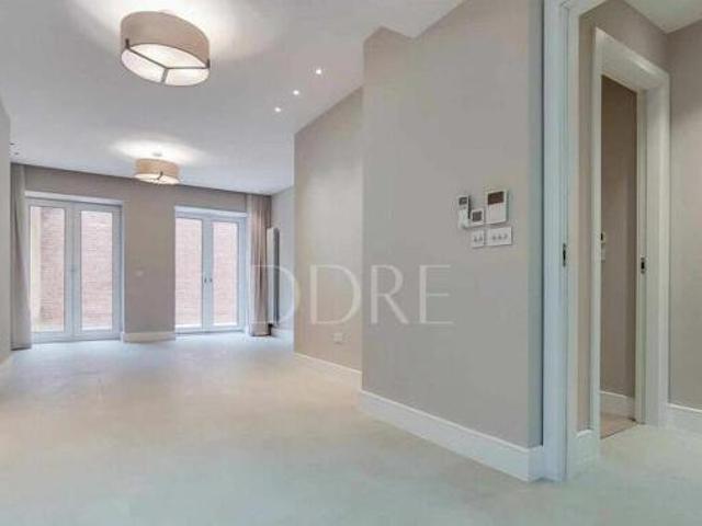 3 Bedroom Apartment For Rent In London