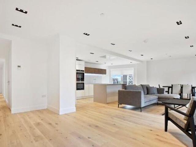 3 Bedroom Apartment For Rent In London