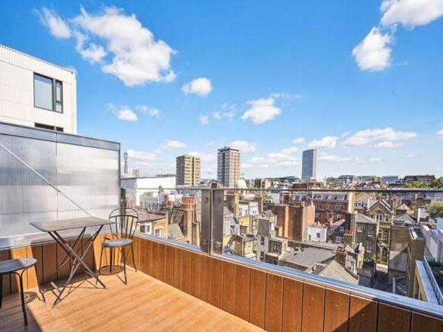 3 Bedroom Apartment For Rent In London