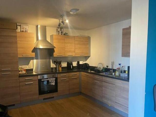 3 Bedroom Apartment For Rent In London
