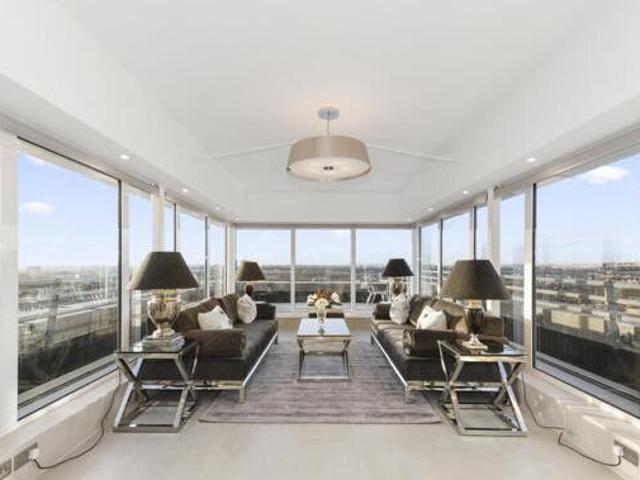 3 Bedroom Apartment For Rent In London