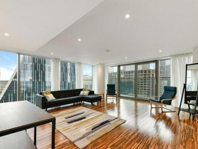 3 Bedroom Apartment For Rent In London