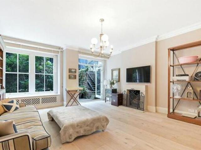 3 Bedroom Apartment For Rent In London