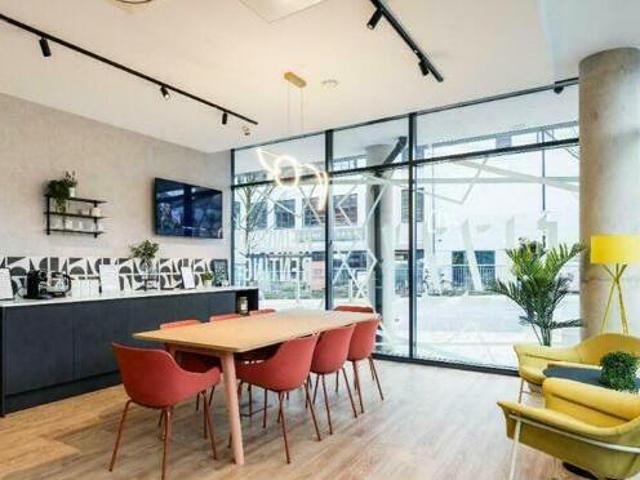 3 Bedroom Apartment For Rent In London