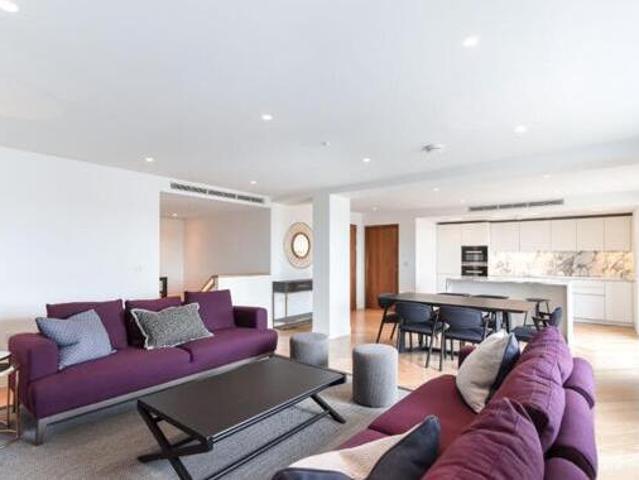 3 Bedroom Apartment For Rent In London, Greater London