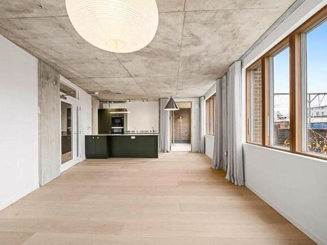 3 bedroom apartment for rent in London Lane, Hackney, E8