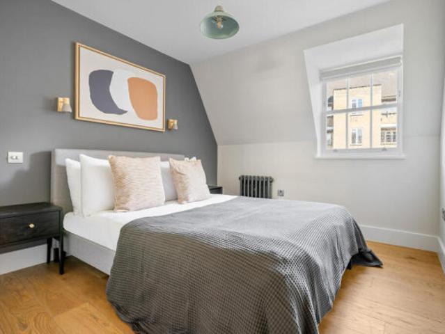 3 bedroom apartment for rent in Lower Marsh, Lambeth, London, SE1