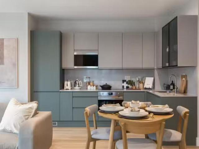3 bedroom apartment for rent in Lower Esinteraction Street, Bi.