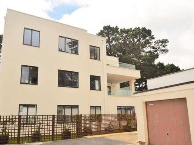 3 bedroom apartment for rent in Panorama Road Poole BH13