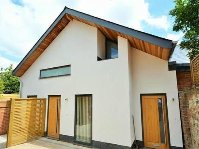 3 bedroom apartment for rent in Parchment Street Winchester Hampshire SO23