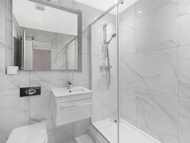 3 bedroom apartment for rent in Park Circus Place, Glasgow, G3