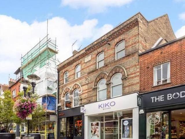 3 bedroom apartment for rent in Peascod Street Windsor SL4