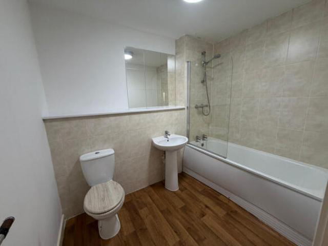 3 bedroom apartment for rent in Pilgrims Way, Salford, M50
