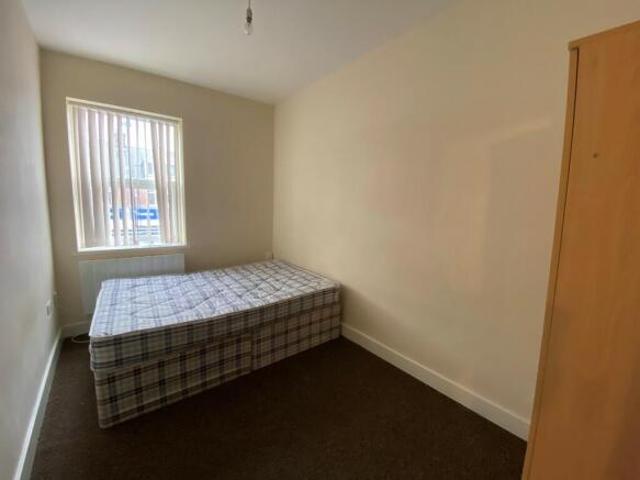3 bedroom apartment for rent in Portswood Road, SO17