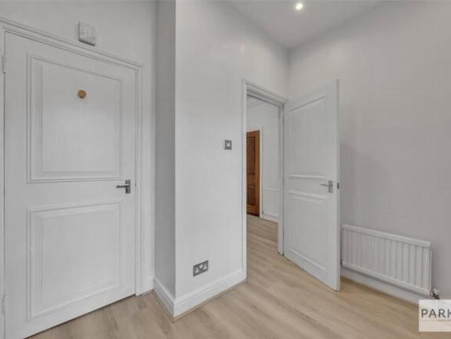 3 bedroom apartment for rent in Queen's Gate, London, SW7