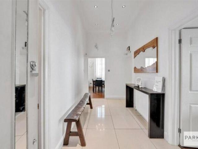 3 bedroom apartment for rent in Queen's Gate Terrace, London, SW7