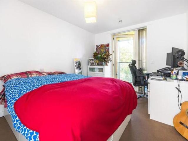 3 bedroom apartment for rent in Queensbury House, Poplar, Equinox Square, E14