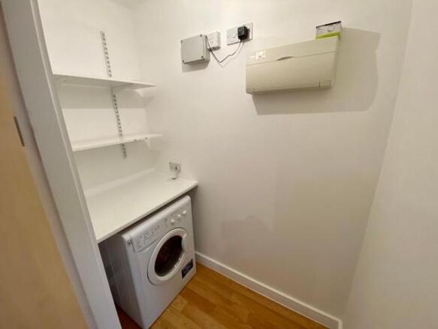 3 bedroom apartment for rent in Rusholme Place, Devell House, M14