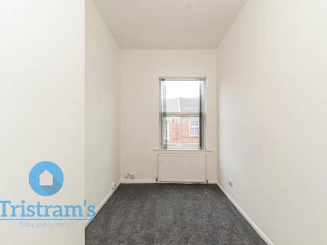 3 bedroom apartment for rent in Radford Road, Radford, NG7
