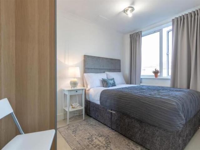 3 bedroom apartment for rent in Regent Court, St John's Wood, NW8