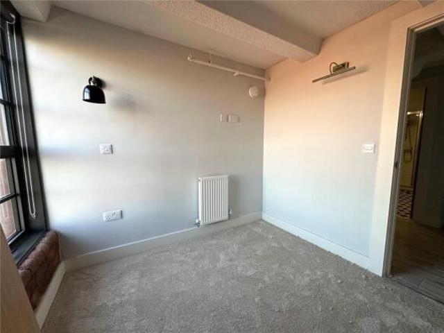 3 bedroom apartment for rent in Regent Road, Tobacco Warehouse, Liverpool, L3