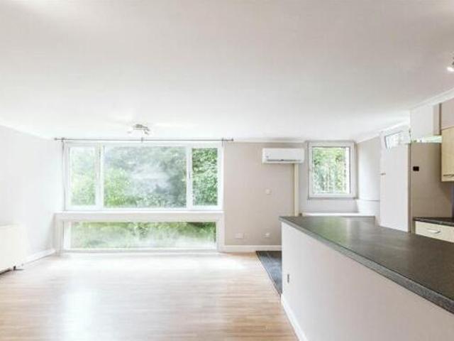 3 Bedroom Apartment For Rent In Redland, Bristol