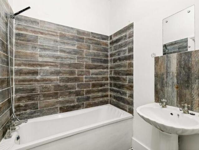 3 bedroom apartment for rent in Rendezvous Street, Folkestone, CT20