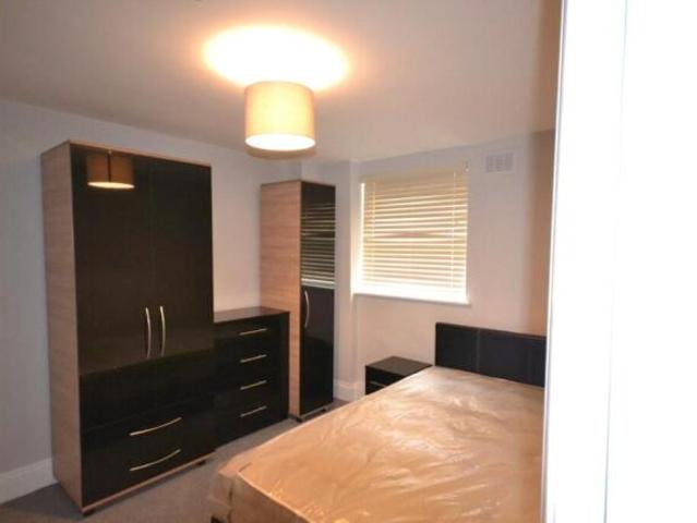 3 bedroom apartment for rent in Rhyl Street, London, NW5