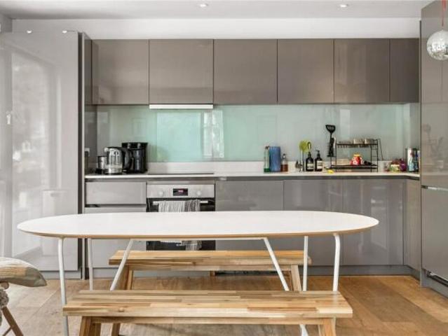 3 bedroom apartment for rent in Rotherfield Street, London, N1