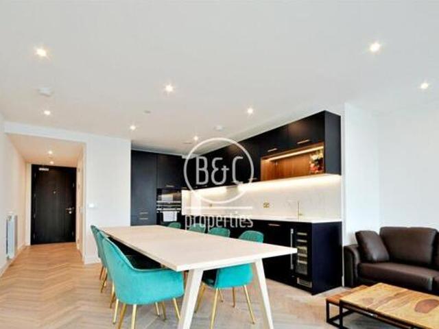 3 Bedroom Apartment For Rent In Royal Arsenal Riverside, London
