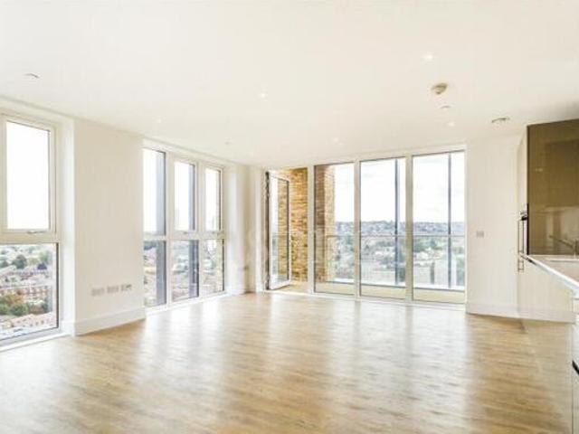 3 Bedroom Apartment For Rent In Royal Arsenal, Woolwich