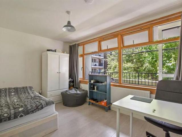 3 bedroom apartment for rent in Royal College Street, London, NW1