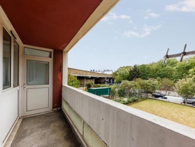 3 bedroom apartment for rent in Royal Street Waterloo SE1