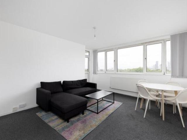 3 bedroom apartment for rent in Royal Street, London SE1