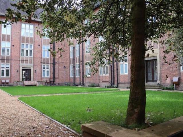 3 bedroom apartment for rent in St. Marys Gate, Derby, Derbyshire, DE1 3FS, DE1