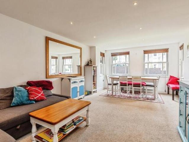 3 bedroom apartment for rent in St. James Court, Hampton Road, Bristol, BS6