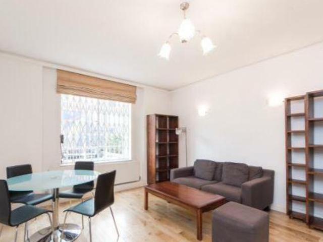 3 Bedroom Apartment For Rent In St John´s Wood, London