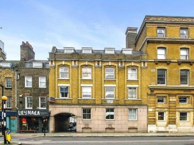 3 Bedroom Apartment For Rent In St John Street, London