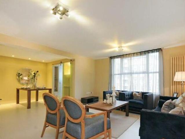 3 Bedroom Apartment For Rent In St. Johns Wood Park, London