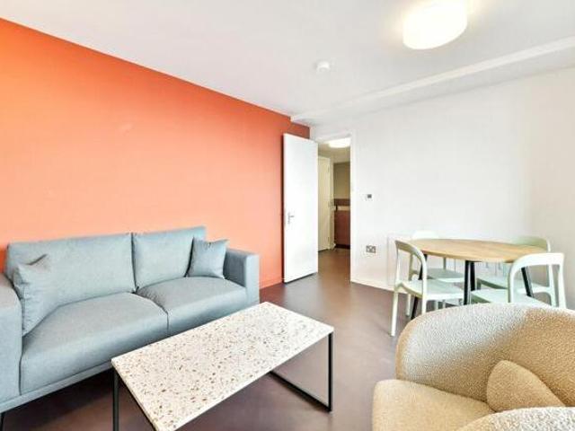 3 Bedroom Apartment For Rent In St. Leonards Road