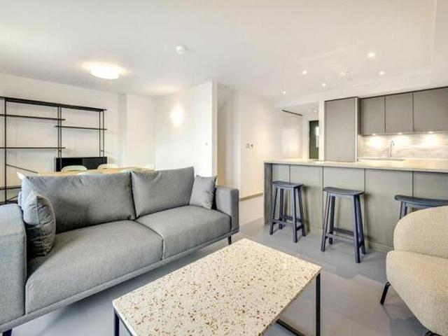 3 Bedroom Apartment For Rent In St. Leonards Road