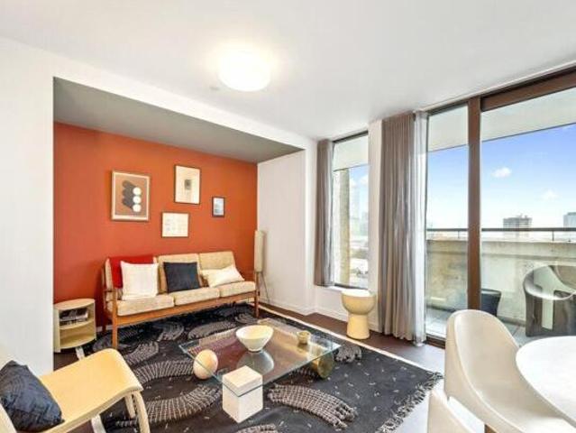 3 Bedroom Apartment For Rent In St. Leonards Road