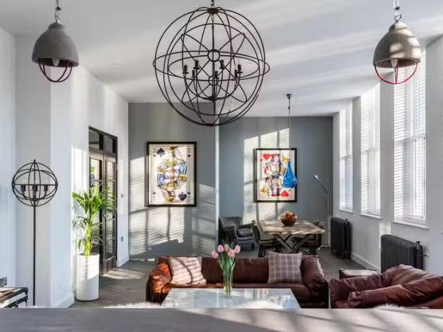 3 bedroom apartment for rent in St Pauls House, 21 23 St. Paul.